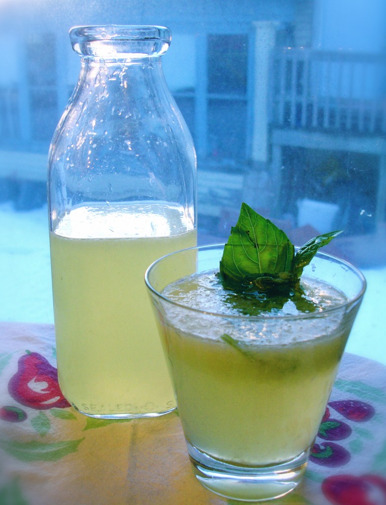 basil infused lemonade - ChinDeep