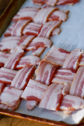 "bacon in every bite" woven blt sandwich - ChinDeep