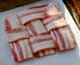 "bacon in every bite" woven blt sandwich - ChinDeep