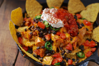 mile high bbq chicken skillet nachos - ChinDeep